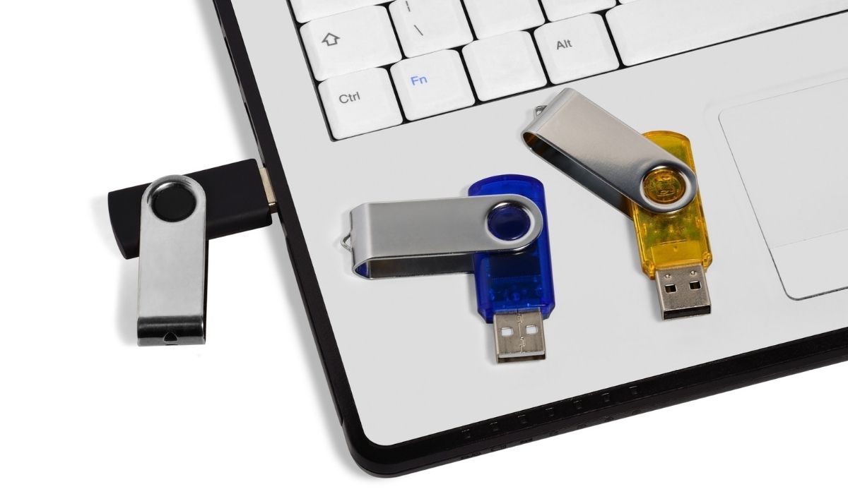 Why Do USB Flash Drives Fail or Get Corrupted? (And How to Fix Them)