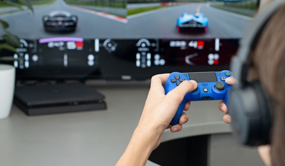 Why Does My PS4 Screen Go Black? BSOD Explained - Sorta Techy